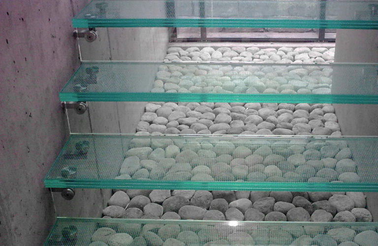 Glasstrapp - løsning som slipper inn masse lys | Nytrapp.no